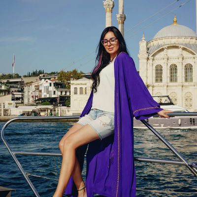 Istanbul: A Symphony of Squares, Mosques and Palaces! · small group ...